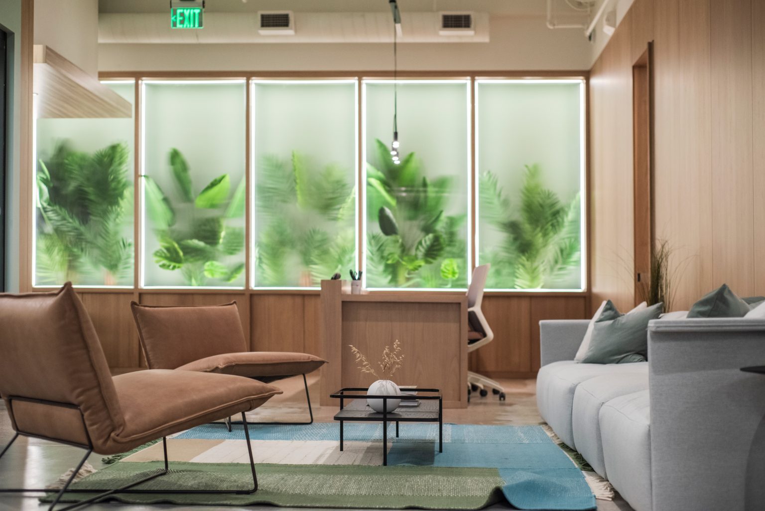 How to Properly Set Up a Waiting Room in Your Clinic