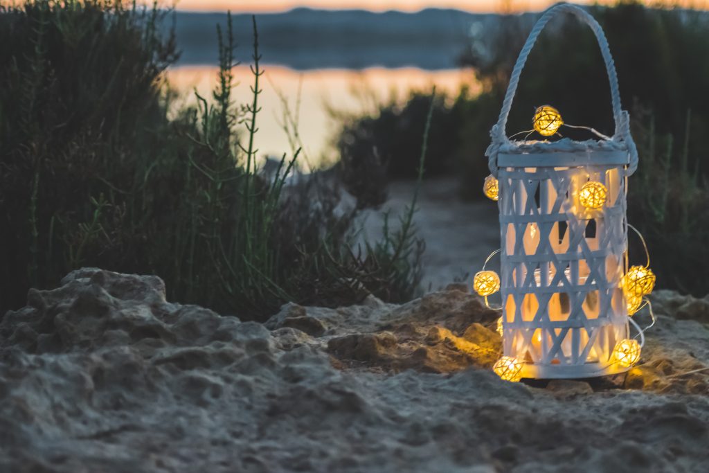 7 Outdoor Décor Items to Spruce Up Your Home's Outdoors